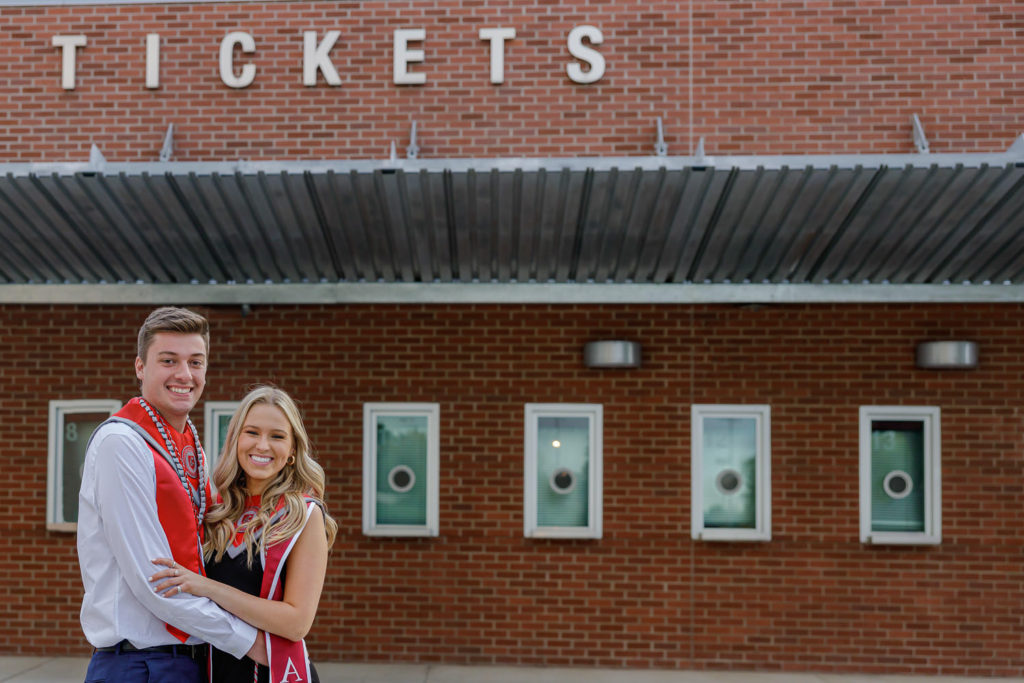 WSU College Graduation Pictures | Nathan & Emily | Pullman, Washington ...
